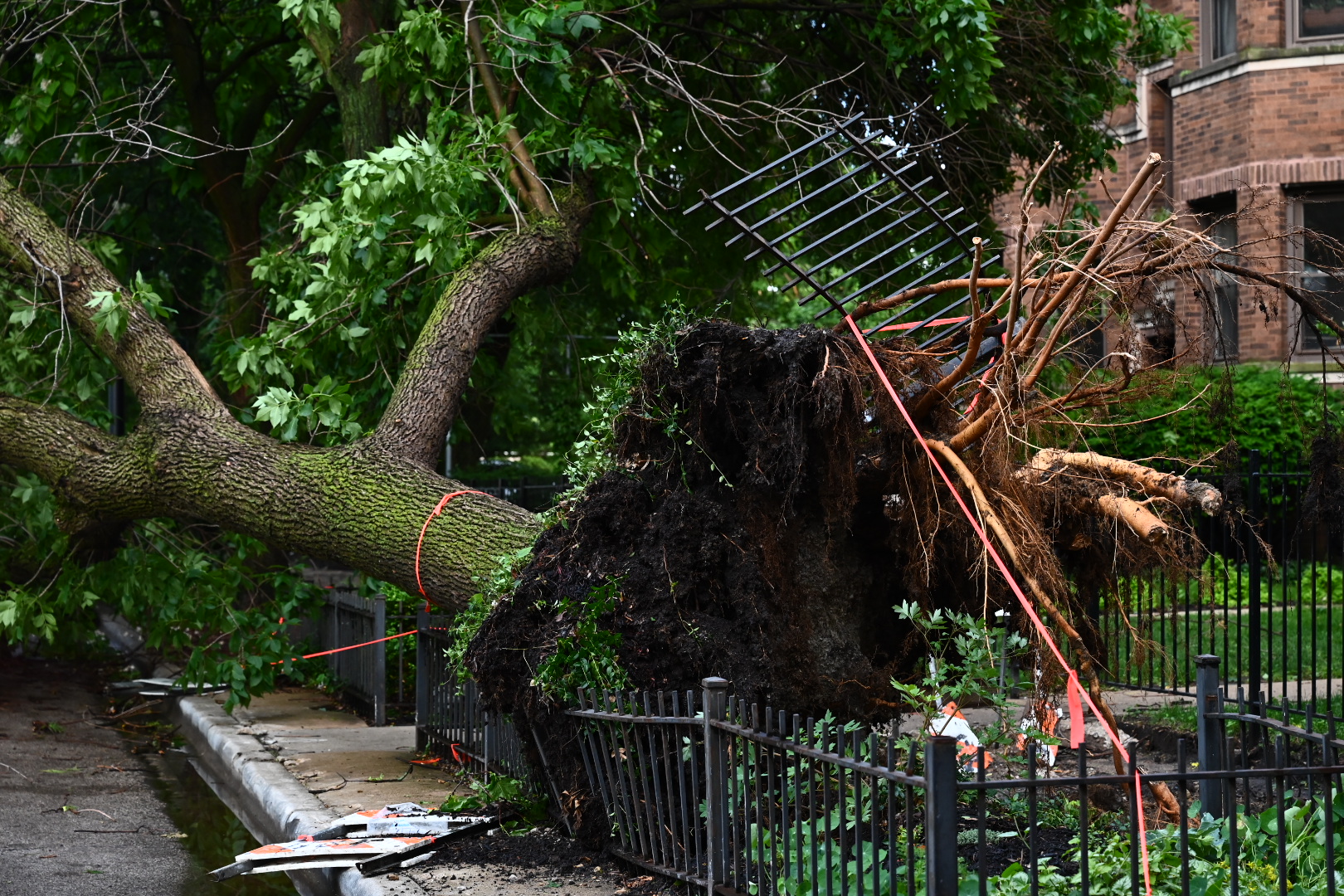 70 MPH Wind Gusts Leave Path Of Destruction Through Chicago, With More ...