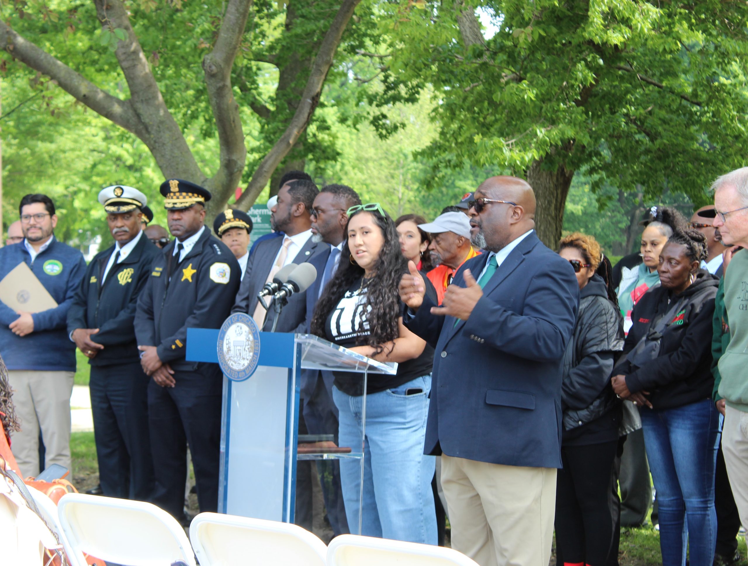Mass Shootings Leave Back Of The Yards Neighbors Shaken And Desperate ...